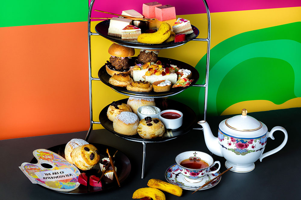 Drinks and Dining at Fairmont Hotel Vancouver